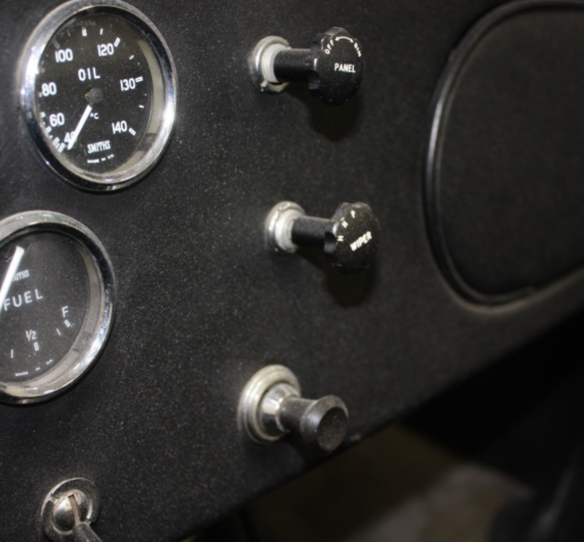 Dash Knobs • Period Correct Cobra parts